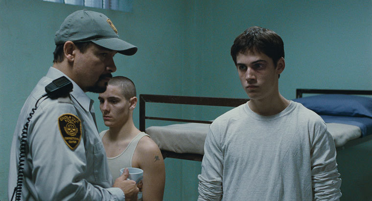 Dog Pound 2010 - DVDBay